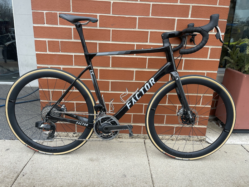 2022 FACTOR LS GRAVEL BIKE 58cm For Sale