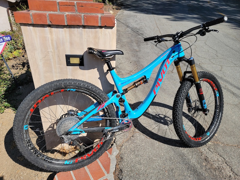 2017 Pivot Switchblade For Sale