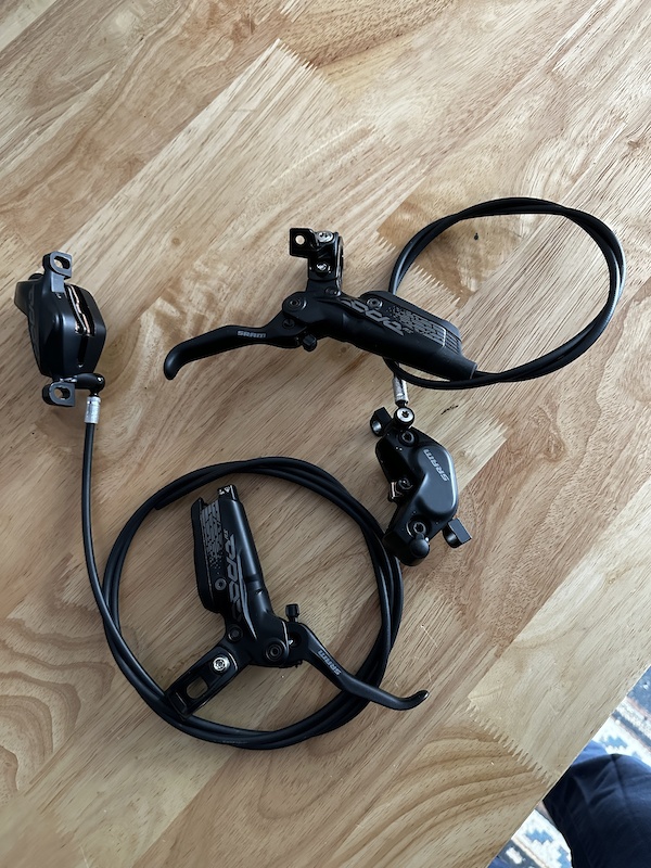 2022 Sram code R brakeset, centerline rotors 220/200 For Sale