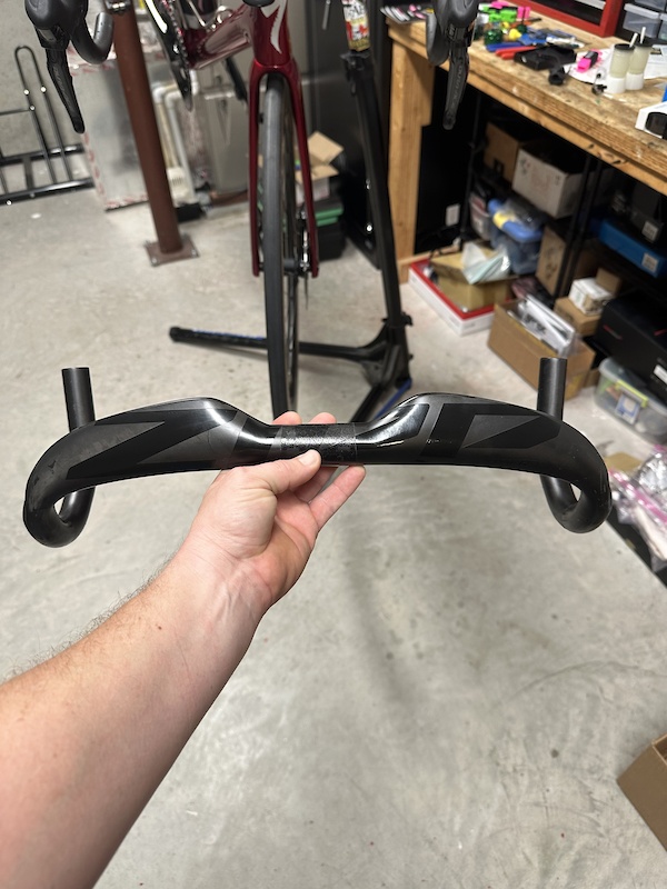 2022 Zipp SL70 Aero Carbon Handlebar - 42cm - Excellent For Sale