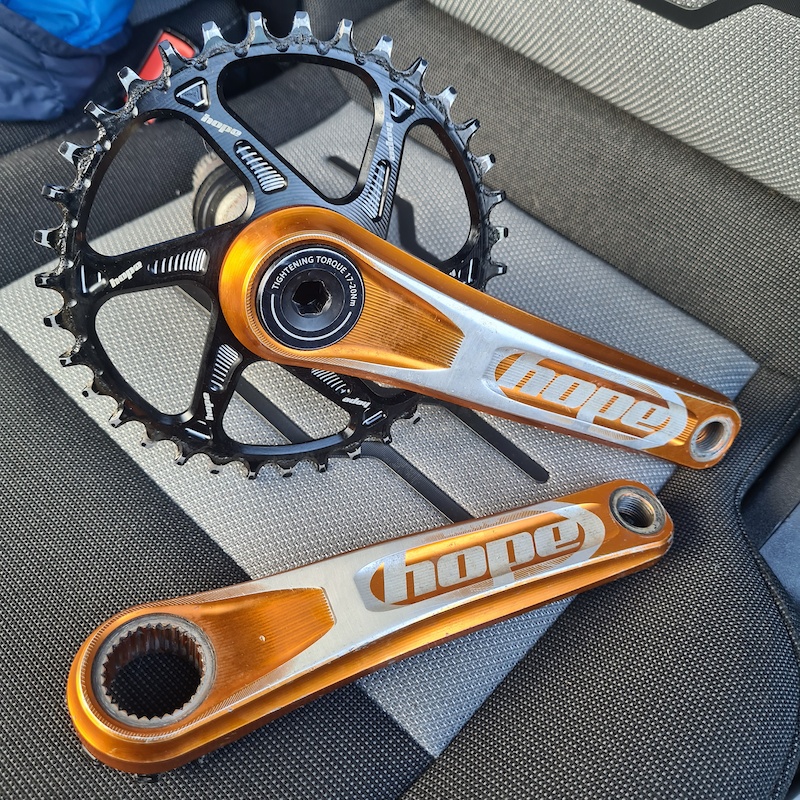2020 Hope dh cranks 83 mm bb For Sale