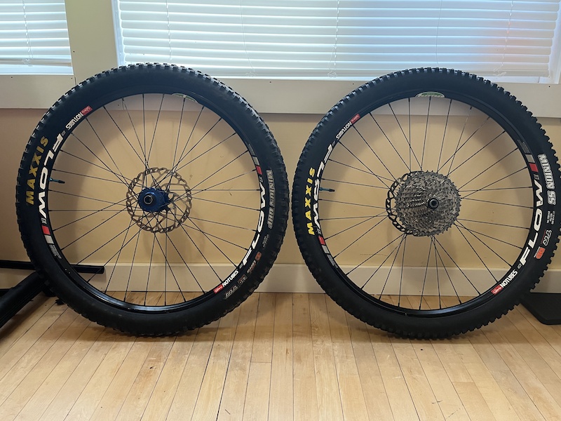 Stan’s Notubes Flow EX For Sale