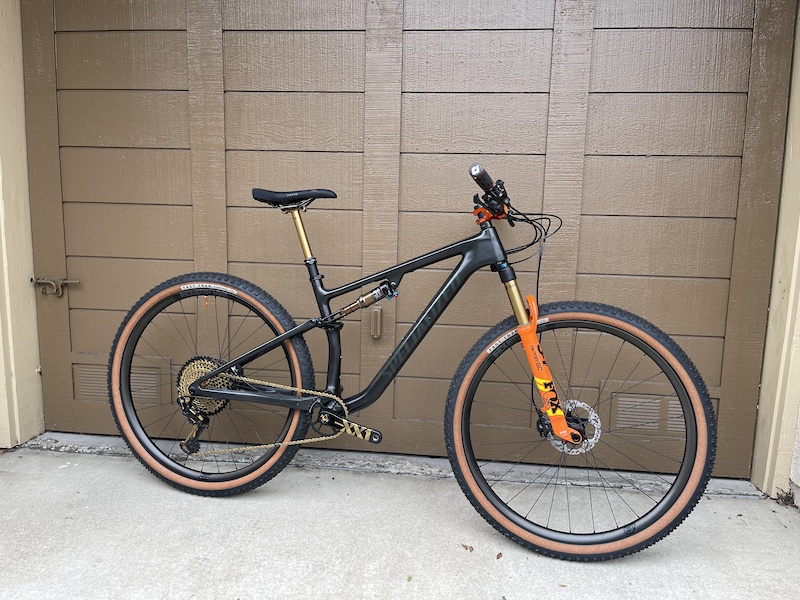 2022 Specialized Epic Evo Custom Build - Mint Condition For Sale