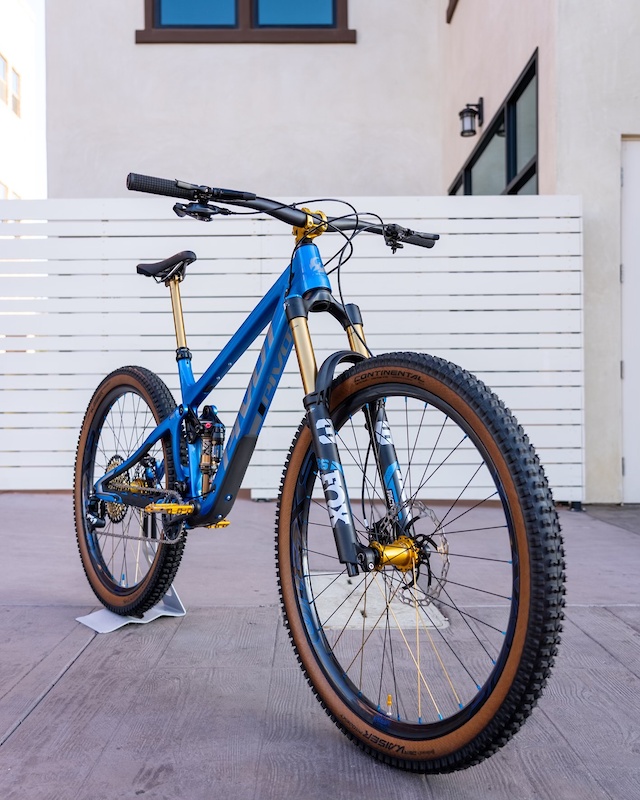 2023 Switchblade - Bass Boat Blue Pro X01 For Sale