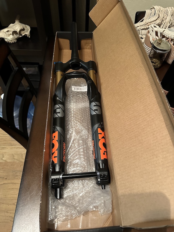 2021 Fox 36 831 NEW in Box For Sale