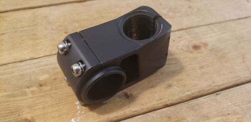 Vintage Azonic Shorty style DH stem 50mm For Sale