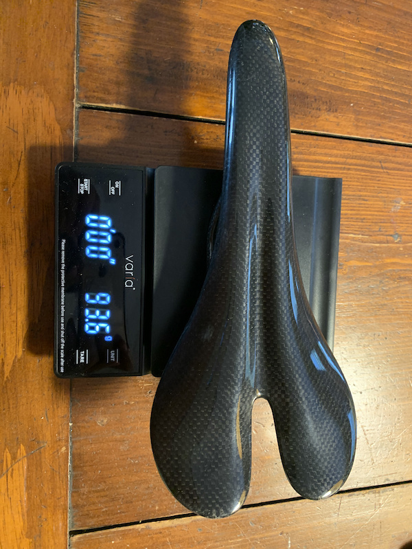All carbon 93g saddle For Sale