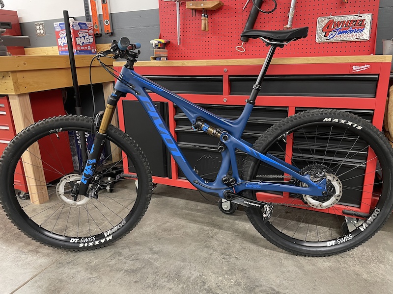 2020 Pivot 429 Trail Pro XT/XTR Large For Sale