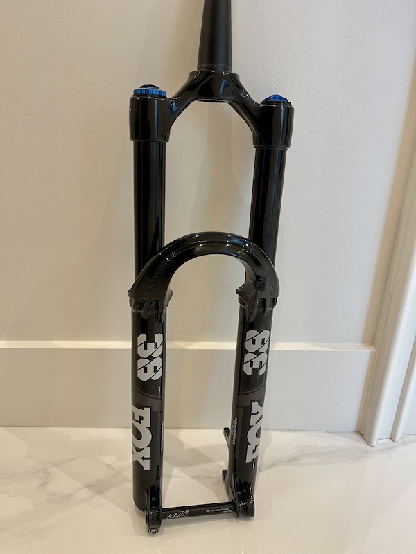 2022 Fox 38 Performance Elite For Sale