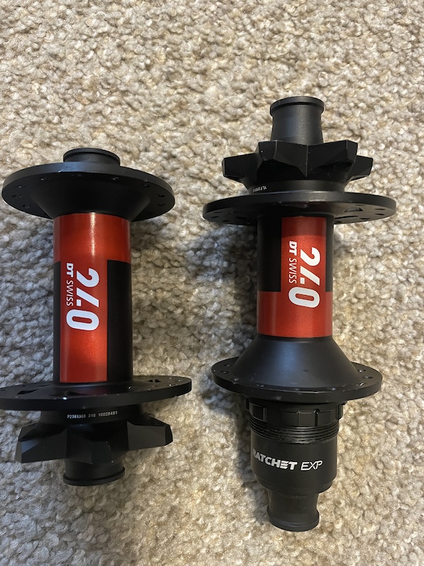 2022 DT Swiss 240 EXP Hub Set 28H For Sale