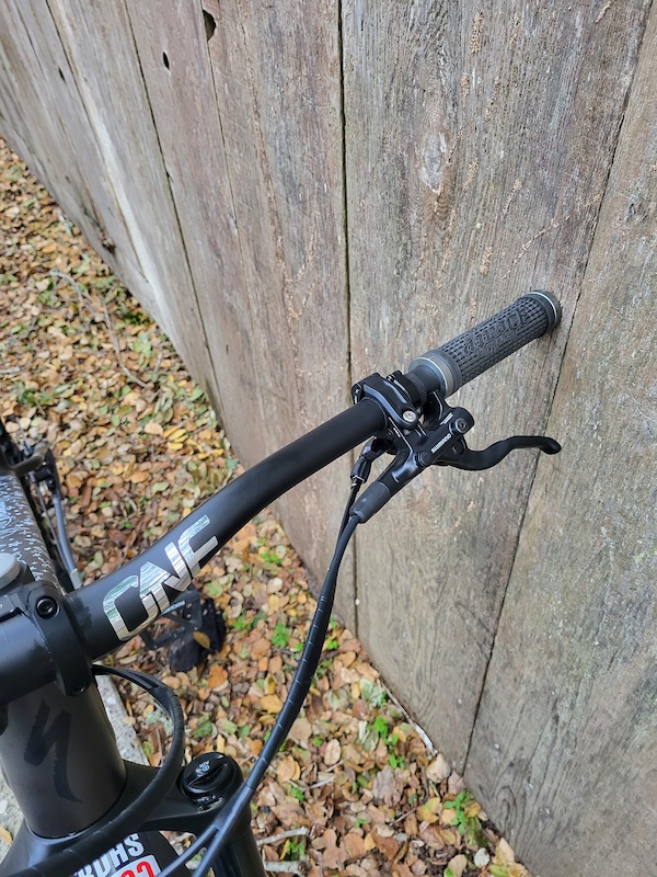 2022 Specialized Fuse Comp Medium For Sale