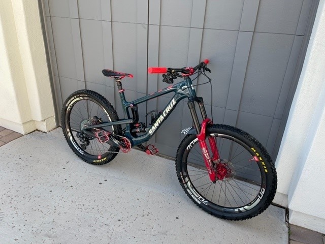 2018 Santa Cruz Nomad 4 Custom Built Large For Sale