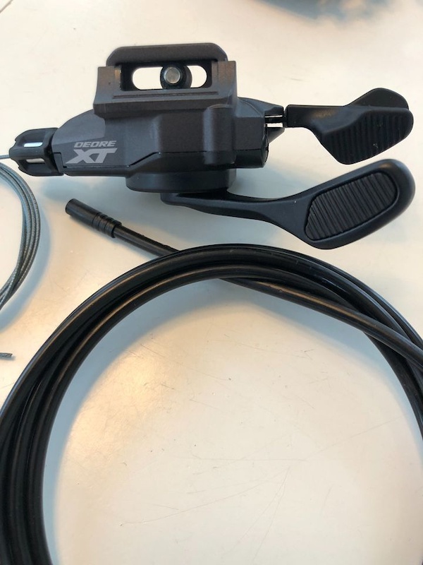 2022 XT M8100 rear shifter, cable and housing For Sale