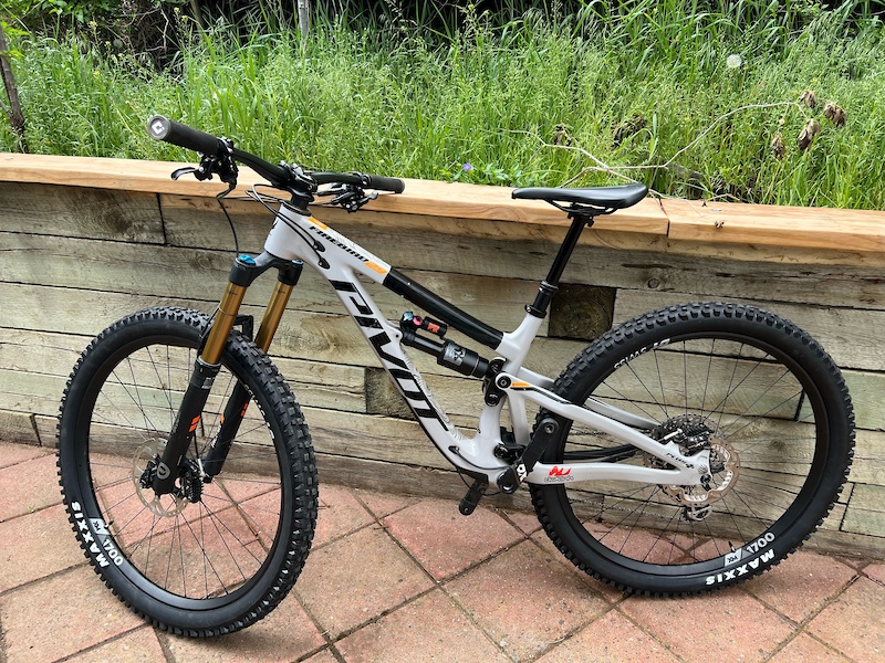 2020 Pivot Firebird X01 Medium For Sale