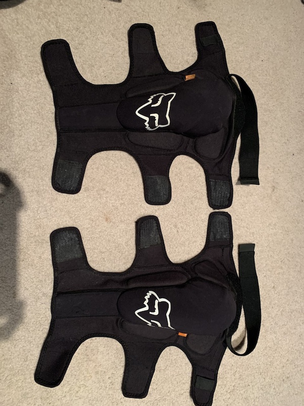 2021 Fox Racing D30 Knee Pads For Sale