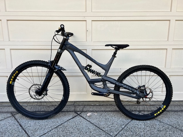 2020 YT Capra turned mini DH rig.Mullet For Sale