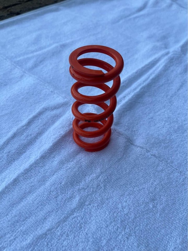 2022 Fox SLS Spring 500x2.4/61mm For Sale