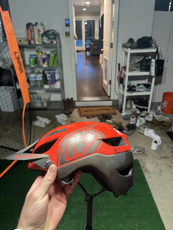 TLD half shell helmet For Sale