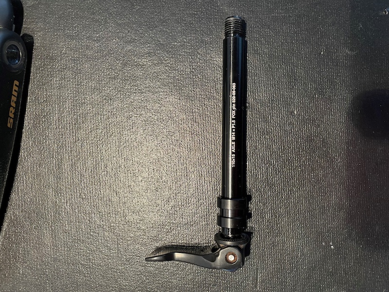 2021 Fox QR15 Axle assembly (15 x 110 mm) For Sale
