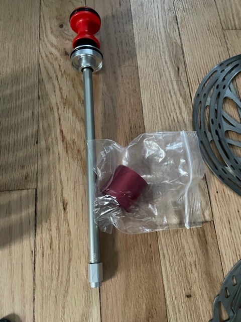 2022 Rockshox Zeb C1 Debonair Spring 180mm For Sale