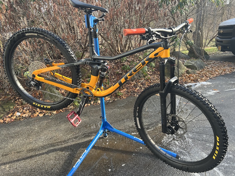 2022 Trek Fuel EX 5 Small with upgrades **Price Drop For Sale