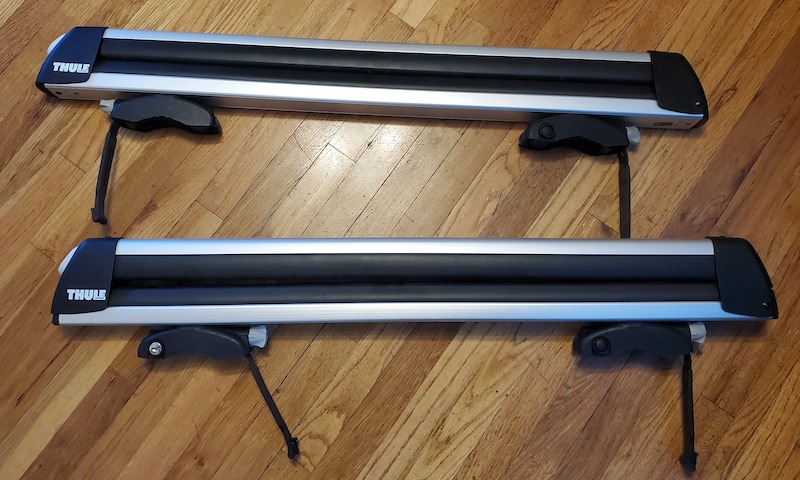 Thule Ski/Snowboard Universal Rack - 92725 For Sale