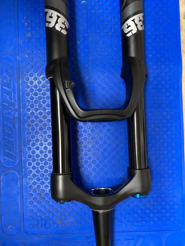 2022 Fox 36 Rhythm 29" 160mm For Sale