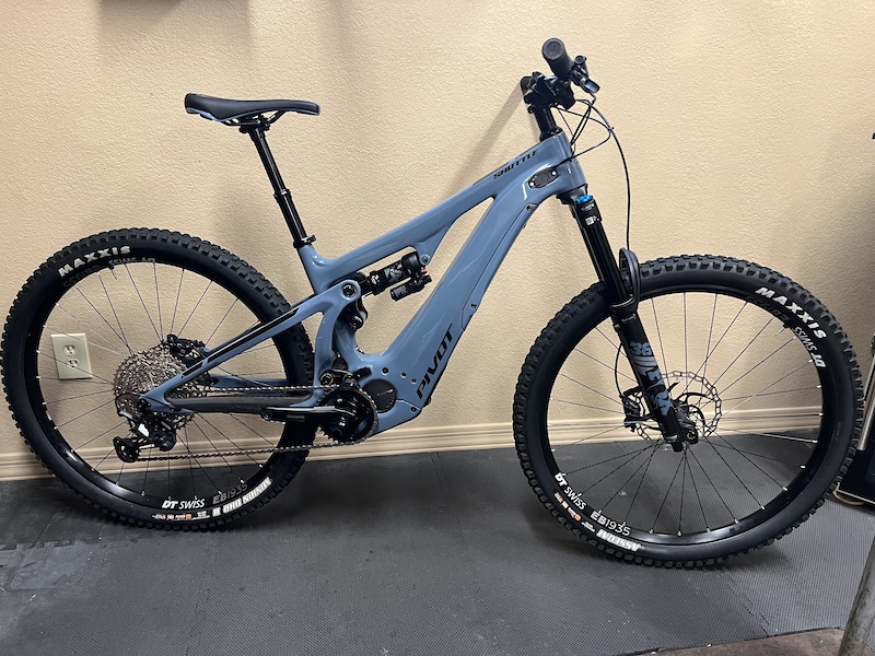 2022 Pivot Shuttle AM, Small, Ride SLX/XT Build For Sale