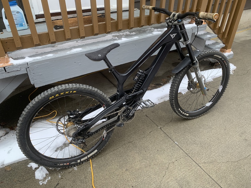 2022 YT Tues Pro w/ Upgrades For Sale
