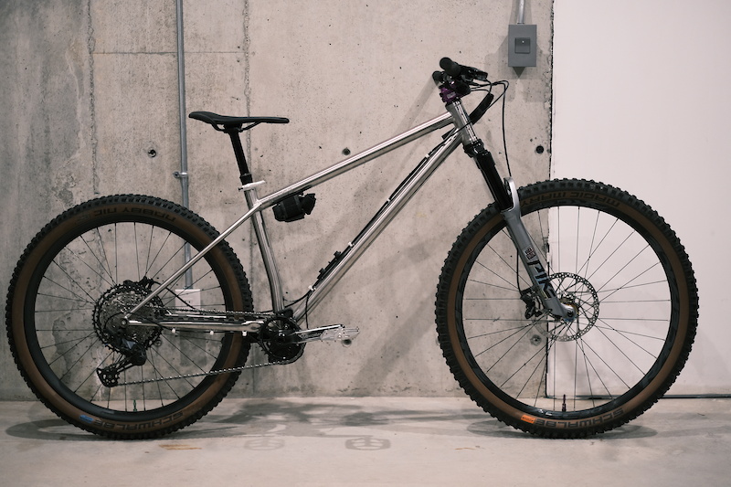 2022 Starling Roost Frame, Large For Sale