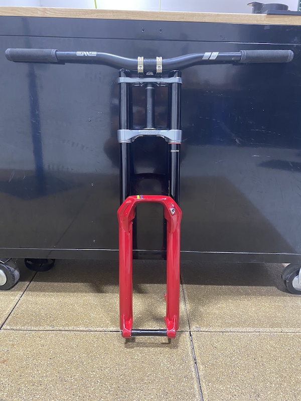 2019 Rockshox Boxxer WC 200mm For Sale