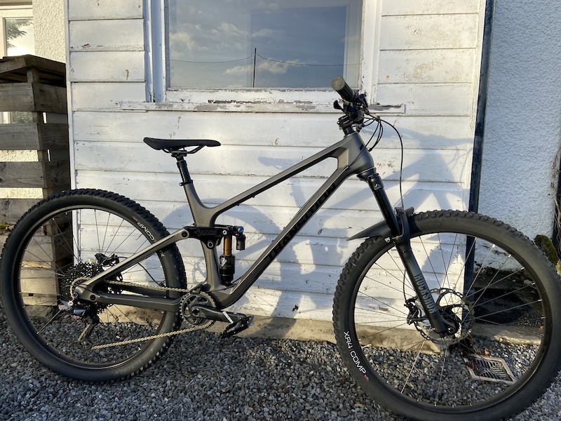 2021 Transition Sentinel Carbon XL,Cascade Link, 2 shocks For Sale