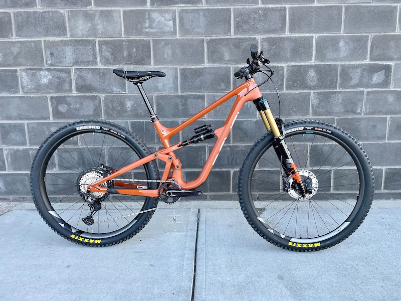 2022 Revel Rascal - Medium XT Custom Build For Sale