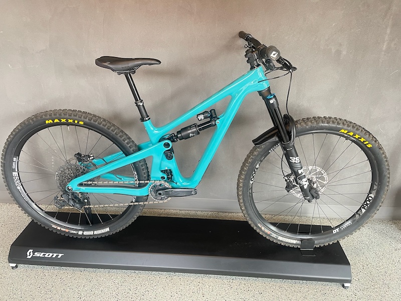 2022 Yeti SB150 C2 / Small / Turquoise *Price Drop* For Sale