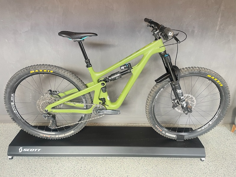 2022 Yeti SB150 C2 / Medium / Moss Green *Price Drop* For Sale