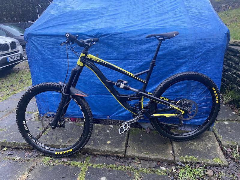 2016 YT Capra AL - Large (Upgrades) For Sale