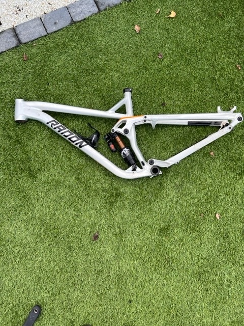 2019 Radon Swoop 10.0 29 Enduro & Fox Factory X2 Shock. For Sale