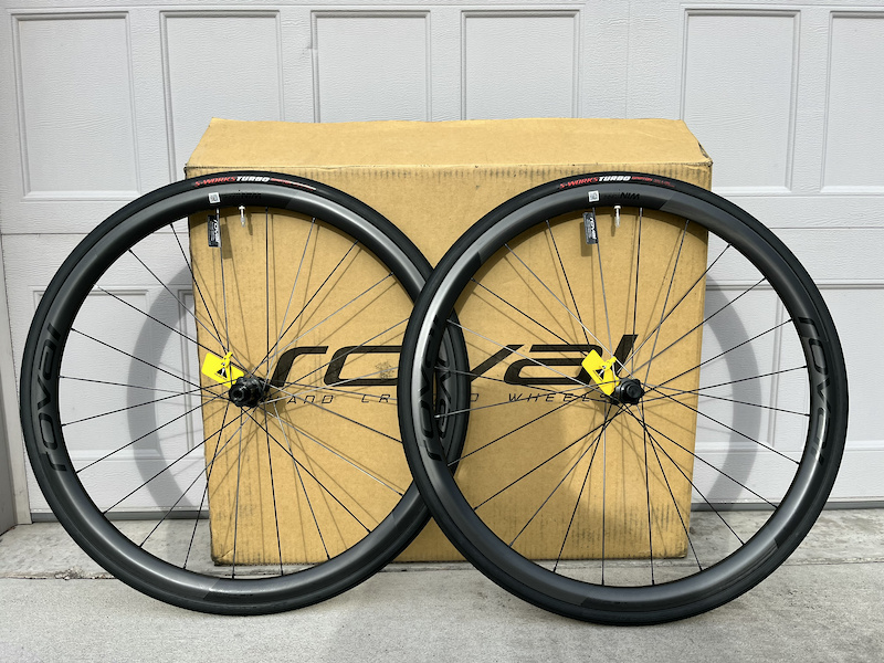 2021 New Take-off Roval Alpinist CL Wheelset with Tires For Sale