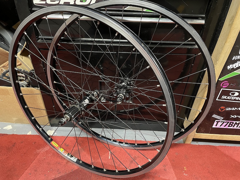 2004 DT Swiss HUGI 240 retro wheels & Michelin tyres For Sale