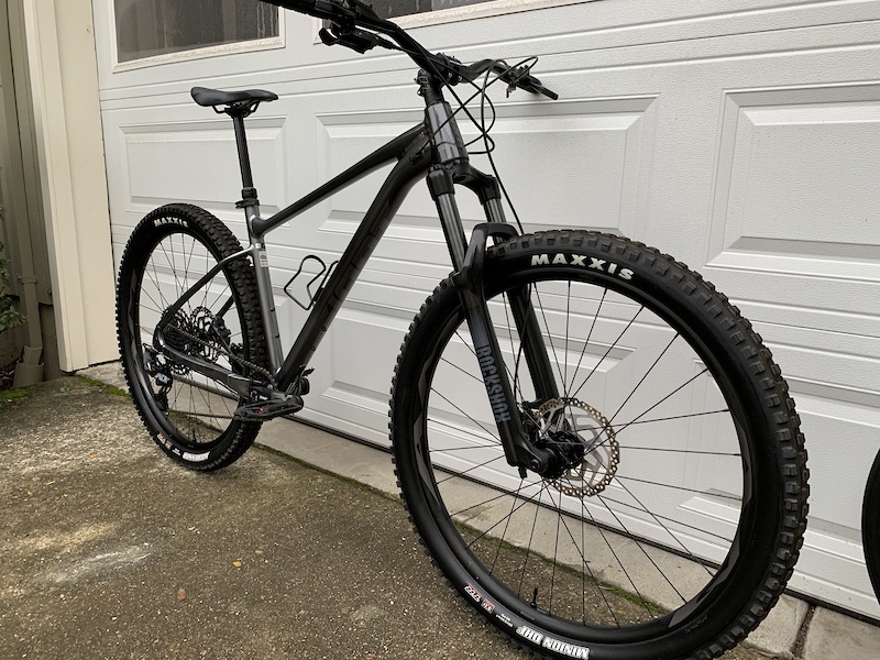 2021 Giant Fathom 29-1 Hardtail-NEW Cond.-High components For Sale