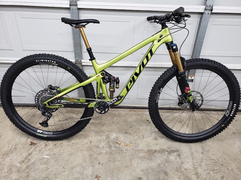 2023 PIVOT SWITCHBLADE V3 X01 BUILD ELECTRIC LIME-MEDIUM For Sale