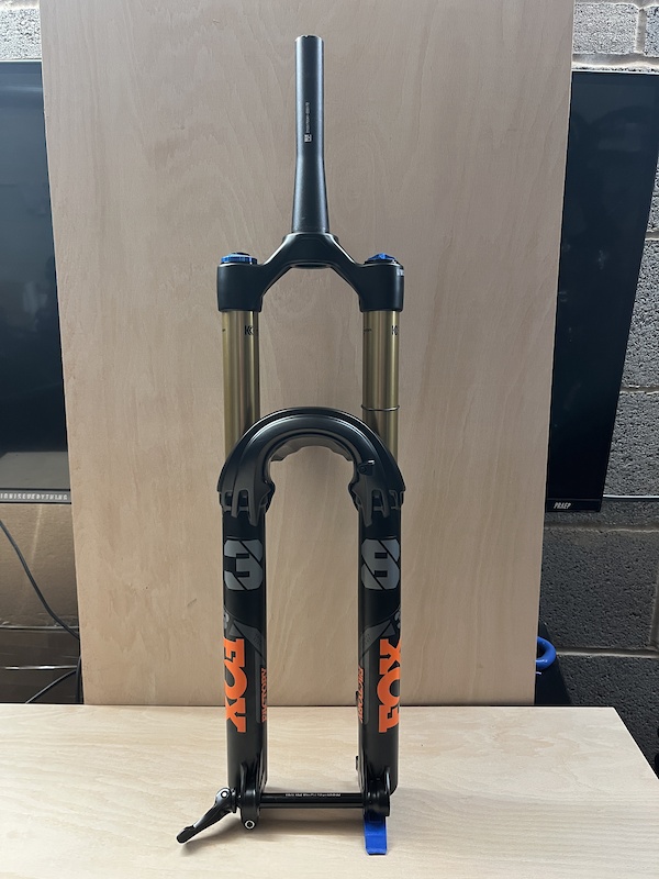 2022 Fox 38 Factory 29 170mm, mint + spare 160 shaft For Sale