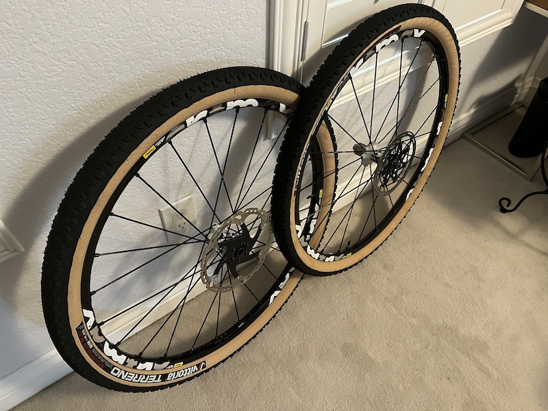 2018 Mavic Crossmax ST 29 Tubeless Disc 6 Bolt MTB Wheelset For Sale