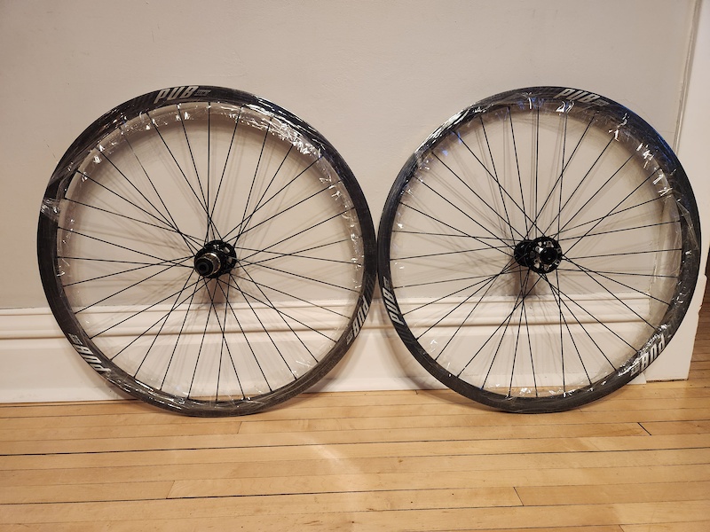 2022 PUB 731 Carbon Wheelset - Price Drop For Sale