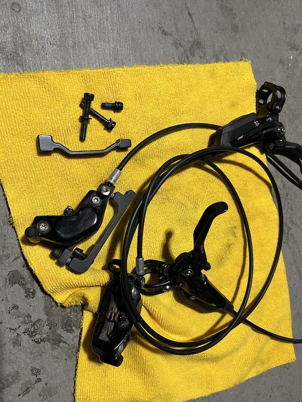 2022 SRAM CODE RSC F&R BRAKES W/HS2 220mm Rotor For Sale