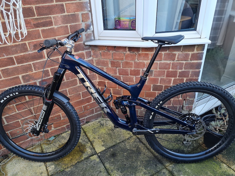 2022 Trek Slash Carbon price drop For Sale
