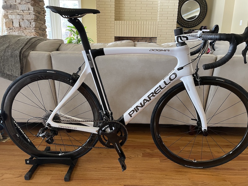 2016 Pinarello Dogma F8 57.5cm For Sale