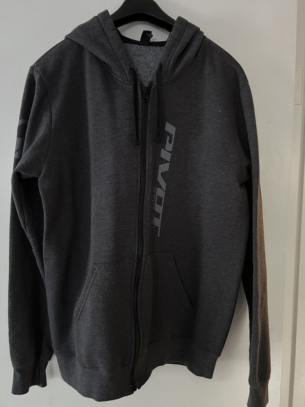 2020 Pivot Hoodie Size L For Sale