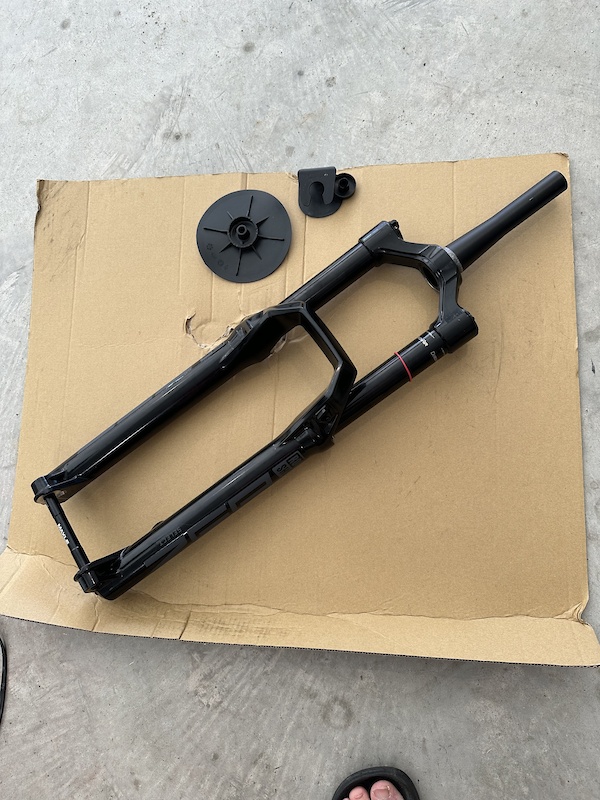 2023 Rockshox Zeb Select 170 with Specialized Swat Tool For Sale