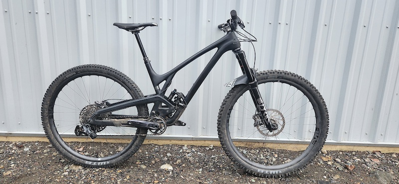 2021 Evil Offering V2 Medium (Price reduction) For Sale